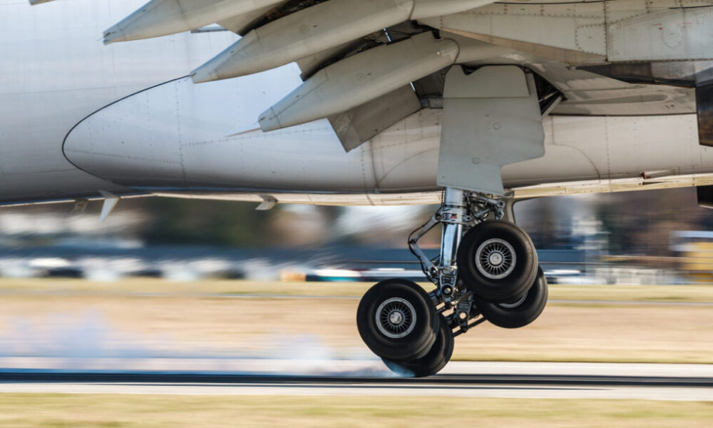 How many tires does a 747 have? – TechDIY.info