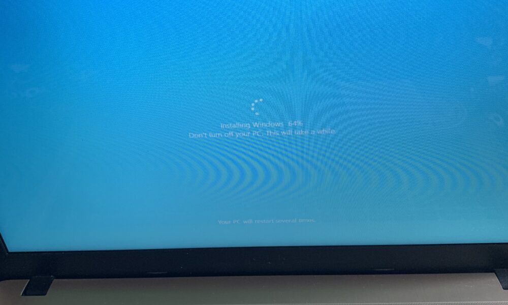 What happens if I turn off my laptop while its resetting? – TechDIY.info