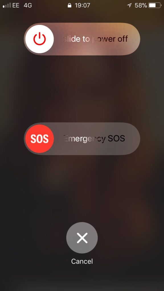 Co się stanie, jeśli 5 razy naciśniesz przycisk blokady iPhone’a ...